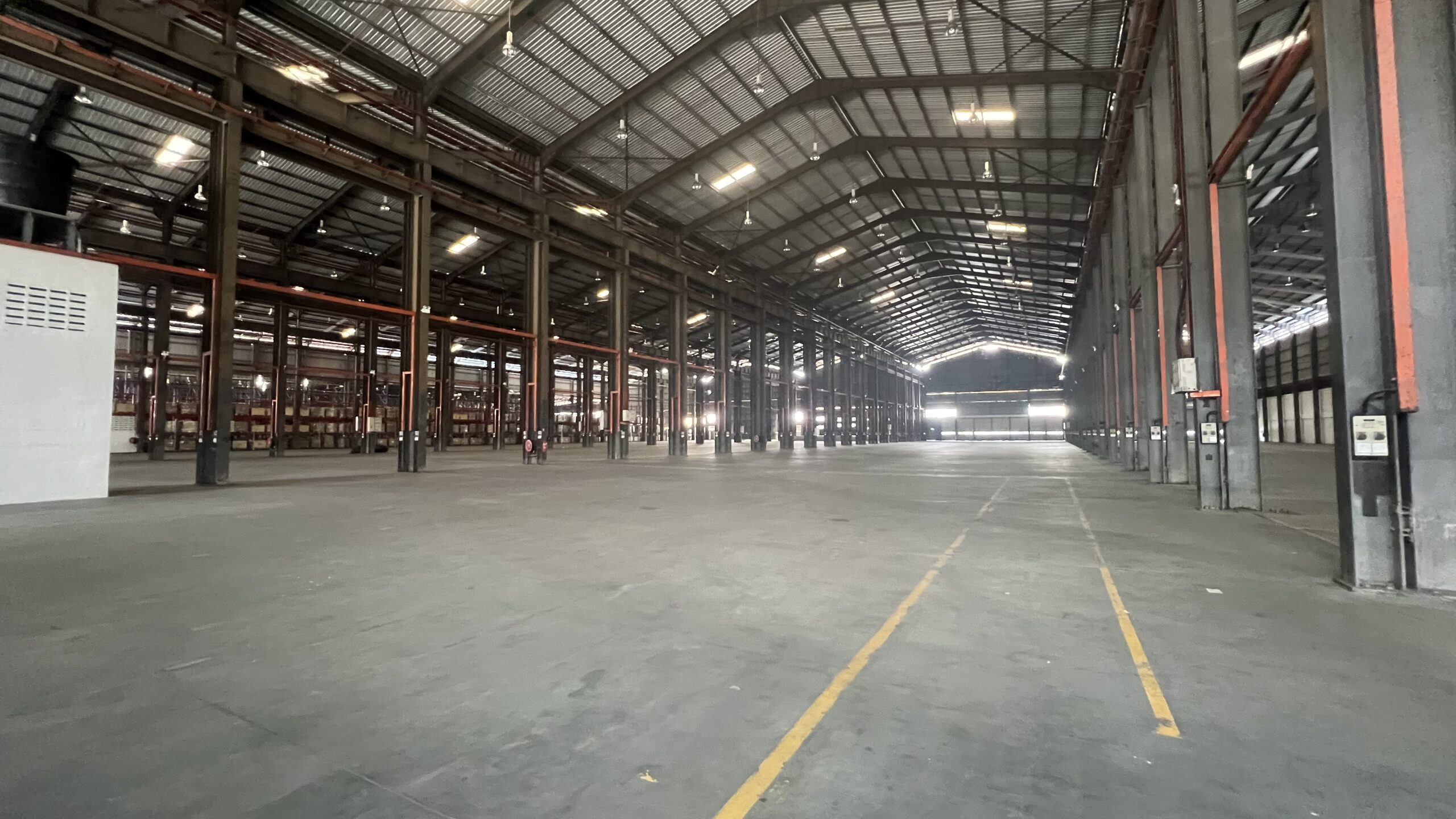 Shah Alam @ Seksyen 33 warehouse with loading bay